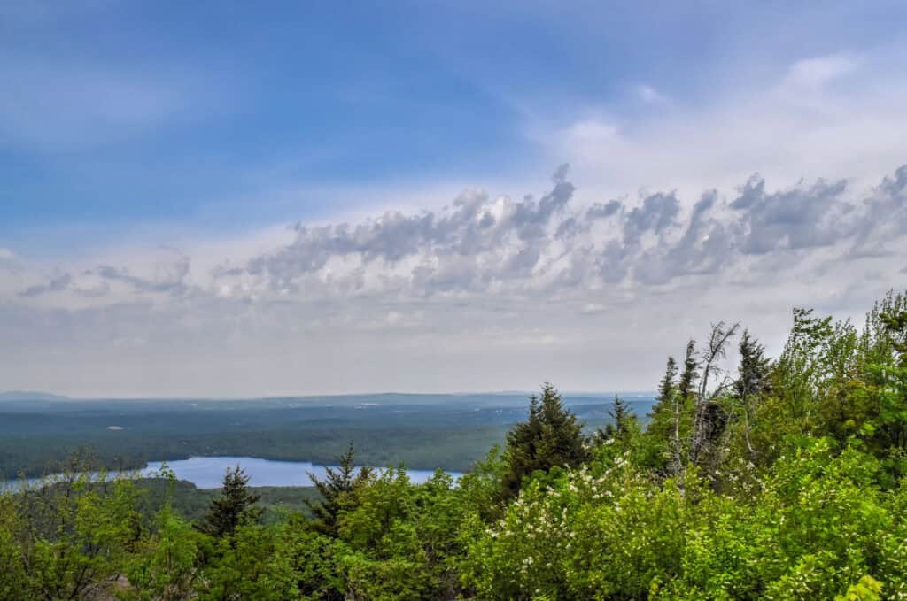 14 of the Best Hiking Trails Near Montreal