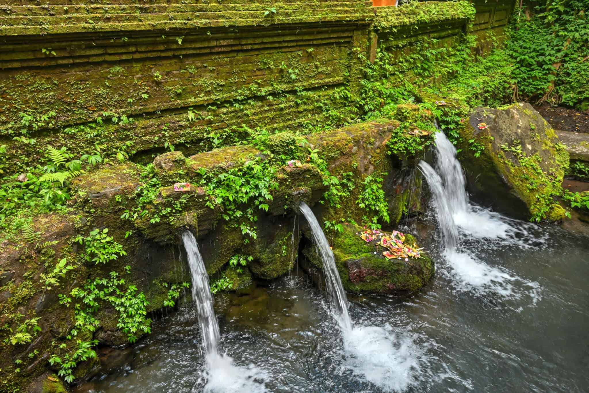 Bali's Pura Mengening - A Temple Visiting Guide