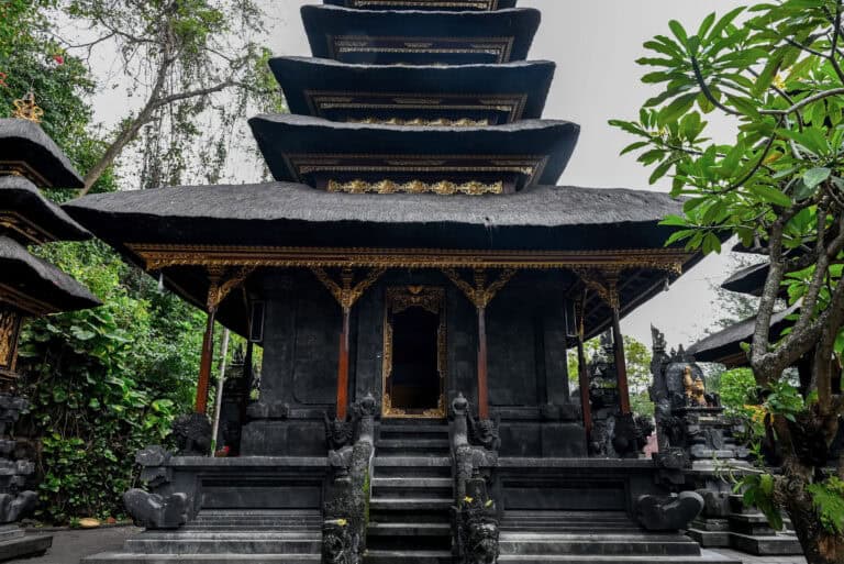 Bali's Pura Goa Lawah (The Bat Cave) - A Temple Visiting Guide