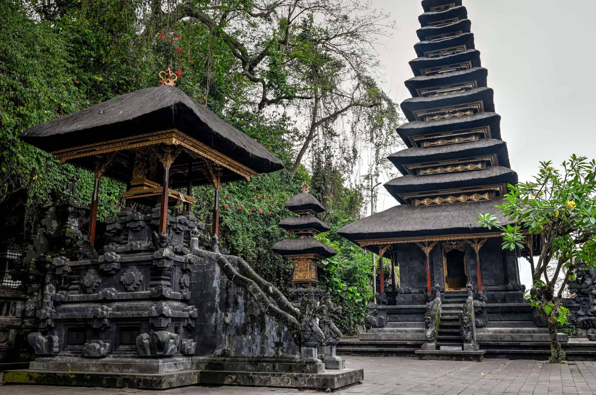 Bali's Pura Goa Lawah (The Bat Cave) - A Temple Visiting Guide