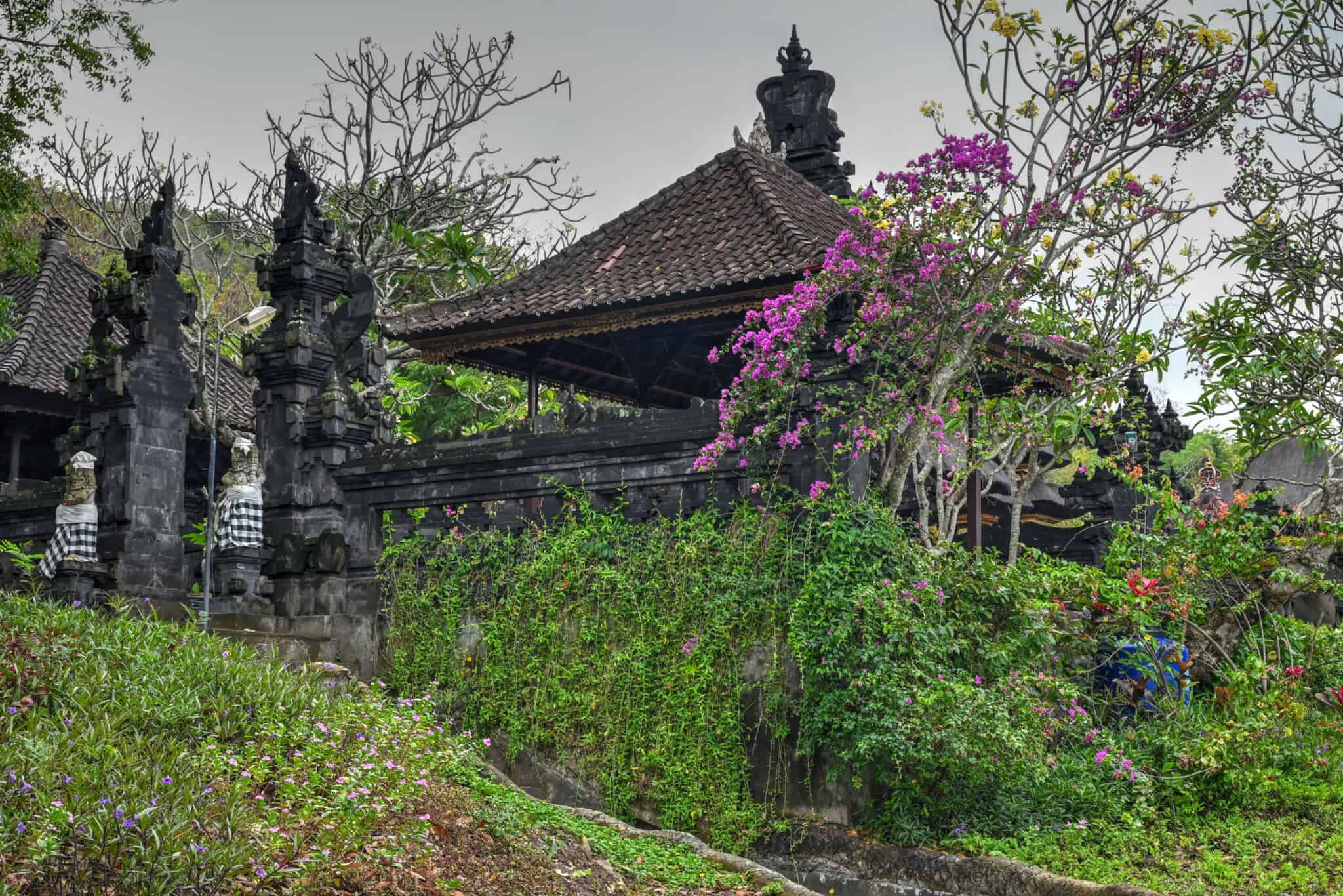 Bali's Pura Goa Lawah (The Bat Cave) - A Temple Visiting Guide