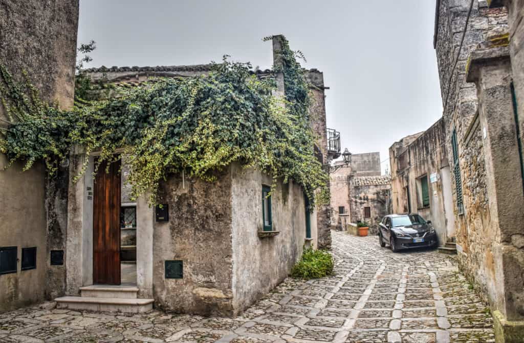 Erice Travel Guide – Best Things to Do & Tips
