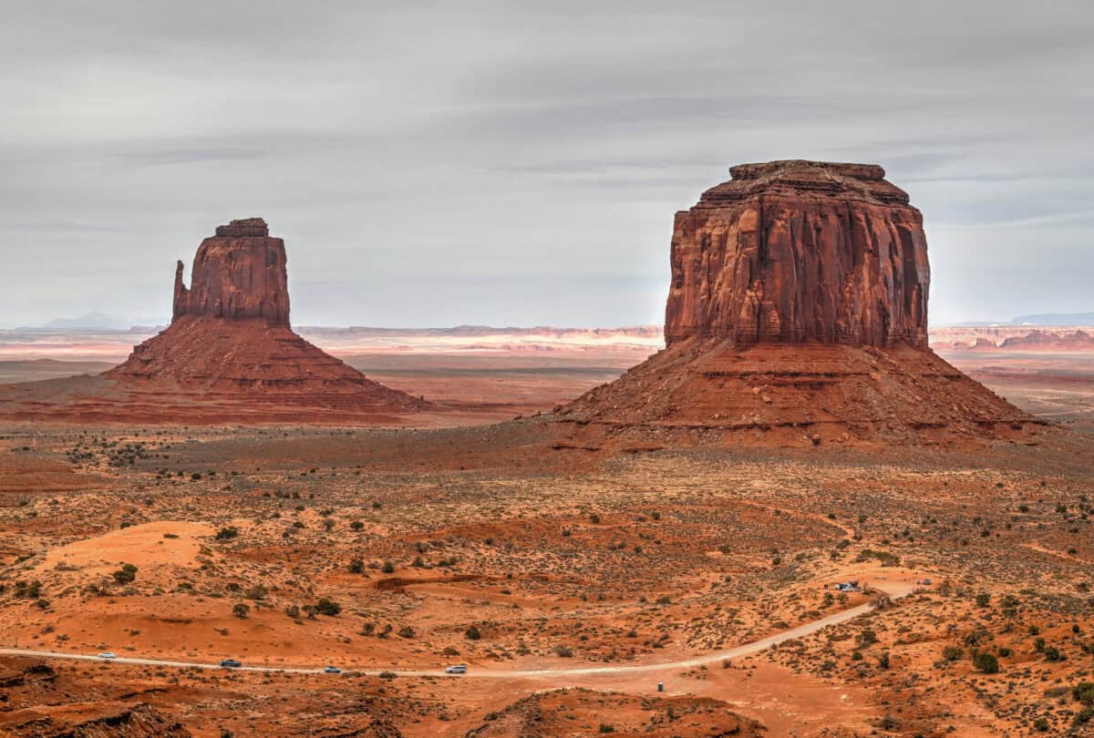 Monument Valley Travel Guide | Best Viewpoints, Scenic Drive, and ...