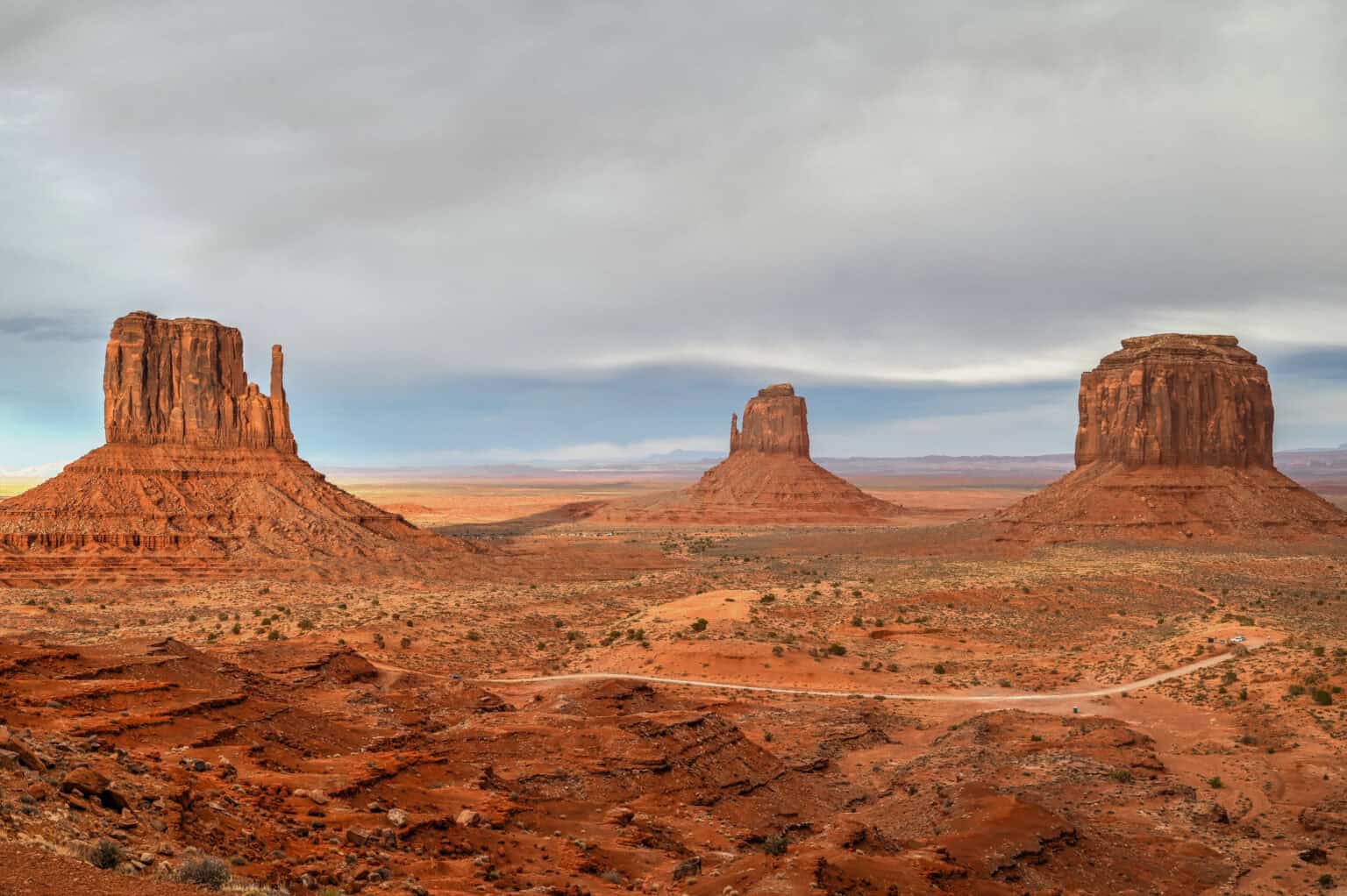 Monument Valley Travel Guide | Best Viewpoints, Scenic Drive, and ...