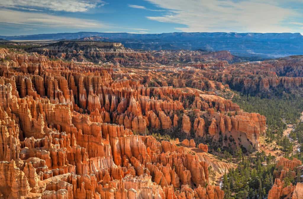 15 Must-Do Hikes in Southern Utah (Zion, Bryce, Arches & More)